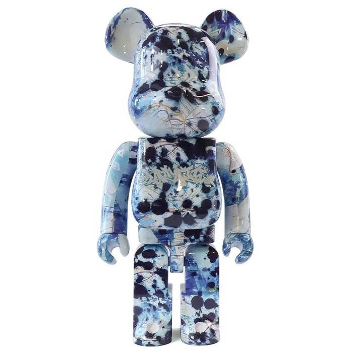1000% Bearbrick - Lfyt x Stash (Blue & White) – Bearbrick.dk